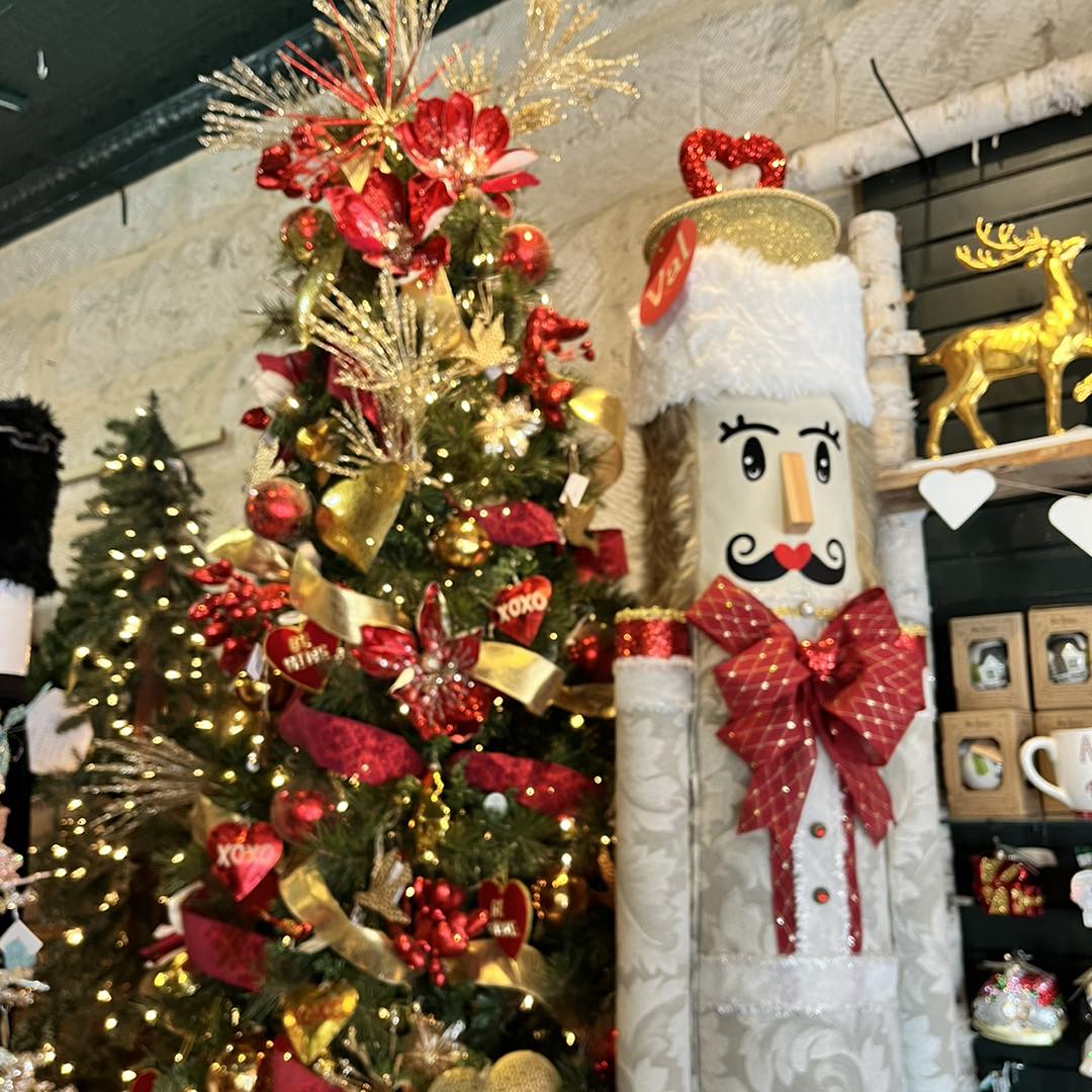 2023 Themed Tree Wrap Up - The Christmas Shoppe