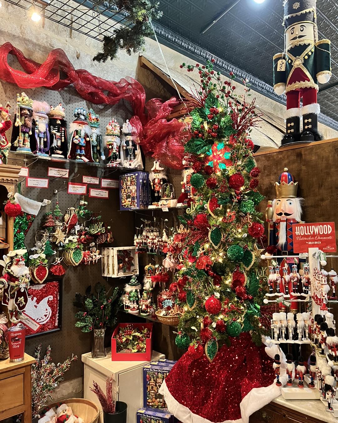 2023 Sequin Christmas Tree - The Christmas Shoppe