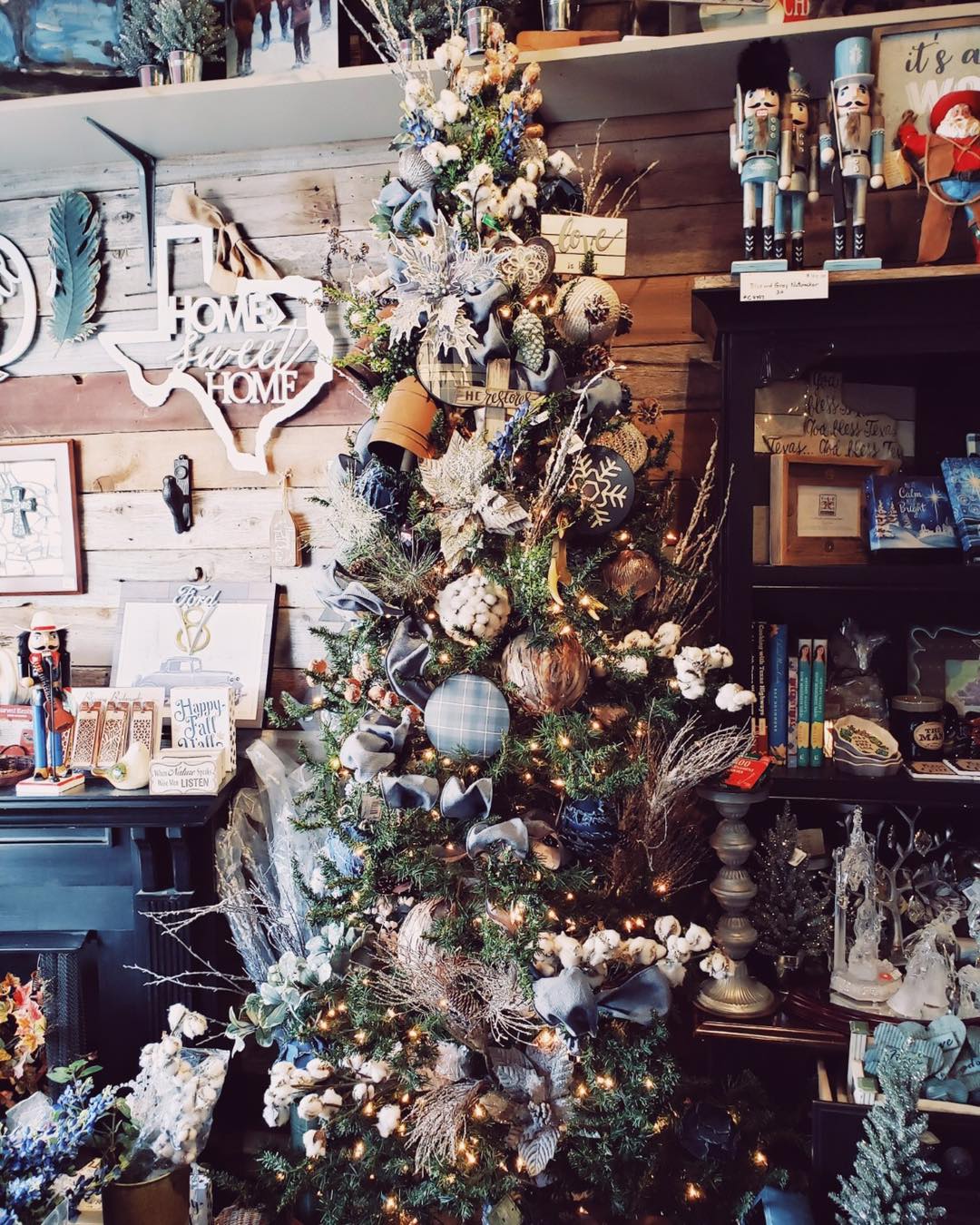 2018 Denim & Ice Tree - The Christmas Shoppe
