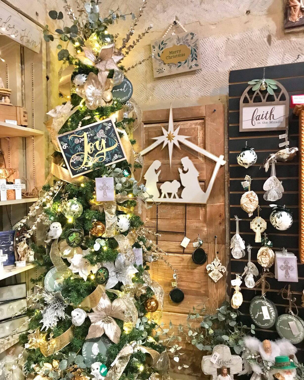 The Christmas Shoppe - The Christmas Shoppe